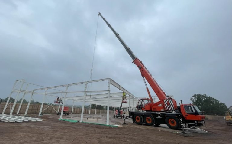 Crane Hire Services in Gloucestershire | Berkeley Crane Hire